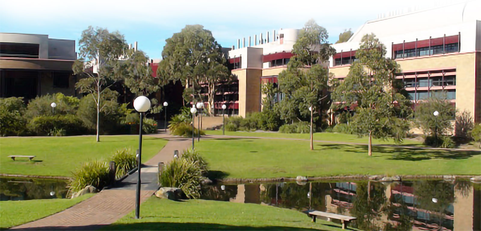University of Wollongong Australia (UOW) - Shoalhaven Campus - Study ...